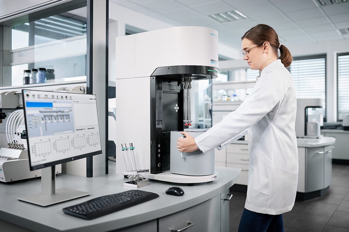Surface Area & Pore Size Analyzer: Microtrac BELSORP MAX X