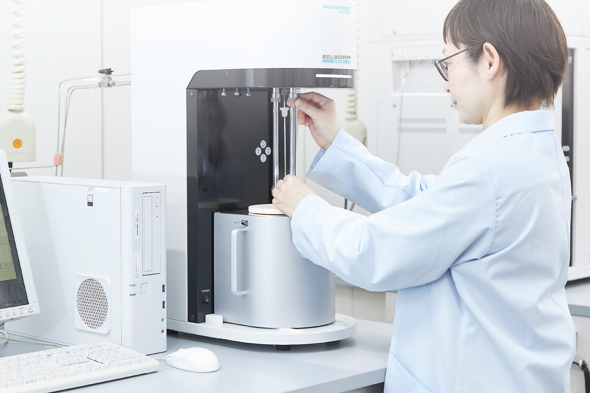 Pore Size Distribution Analyzer: BELSORP MINI X :: Microtrac